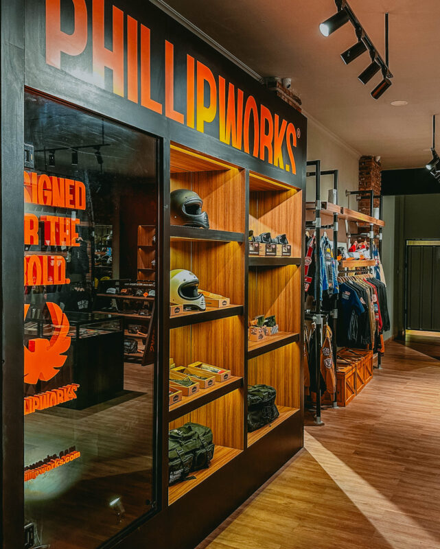 Company Profile - Phillip Works